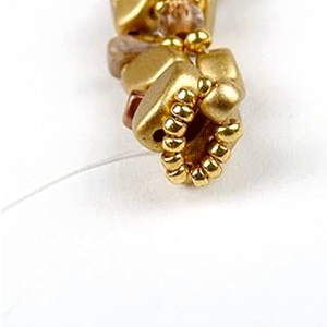 Collier Patty en perles en verre par Puca - Perles & Co