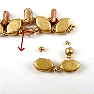 Collier Patty en perles en verre par Puca - Perles & Co