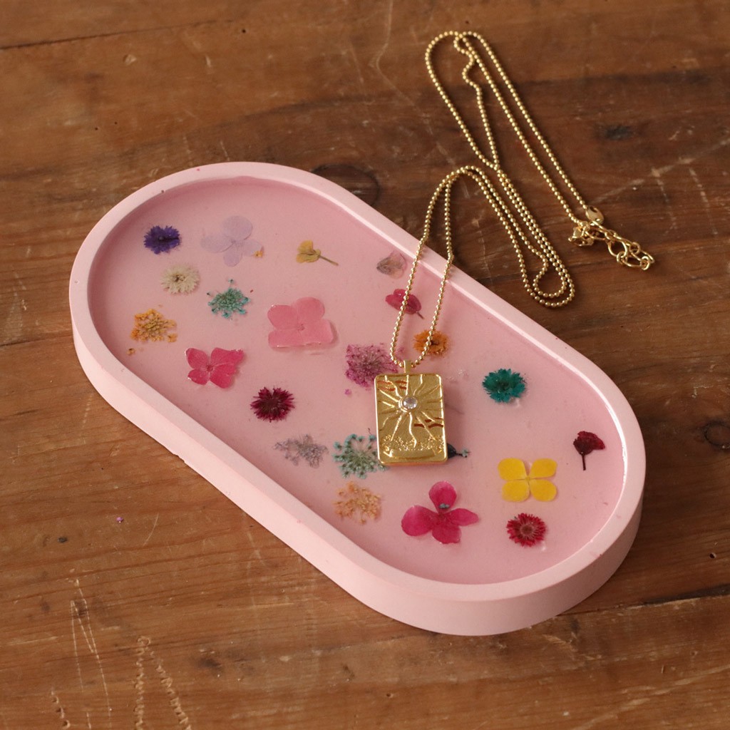 Moule silicone pour réaliser un plateau ovale en résine 17.5x9 cm x1 ...