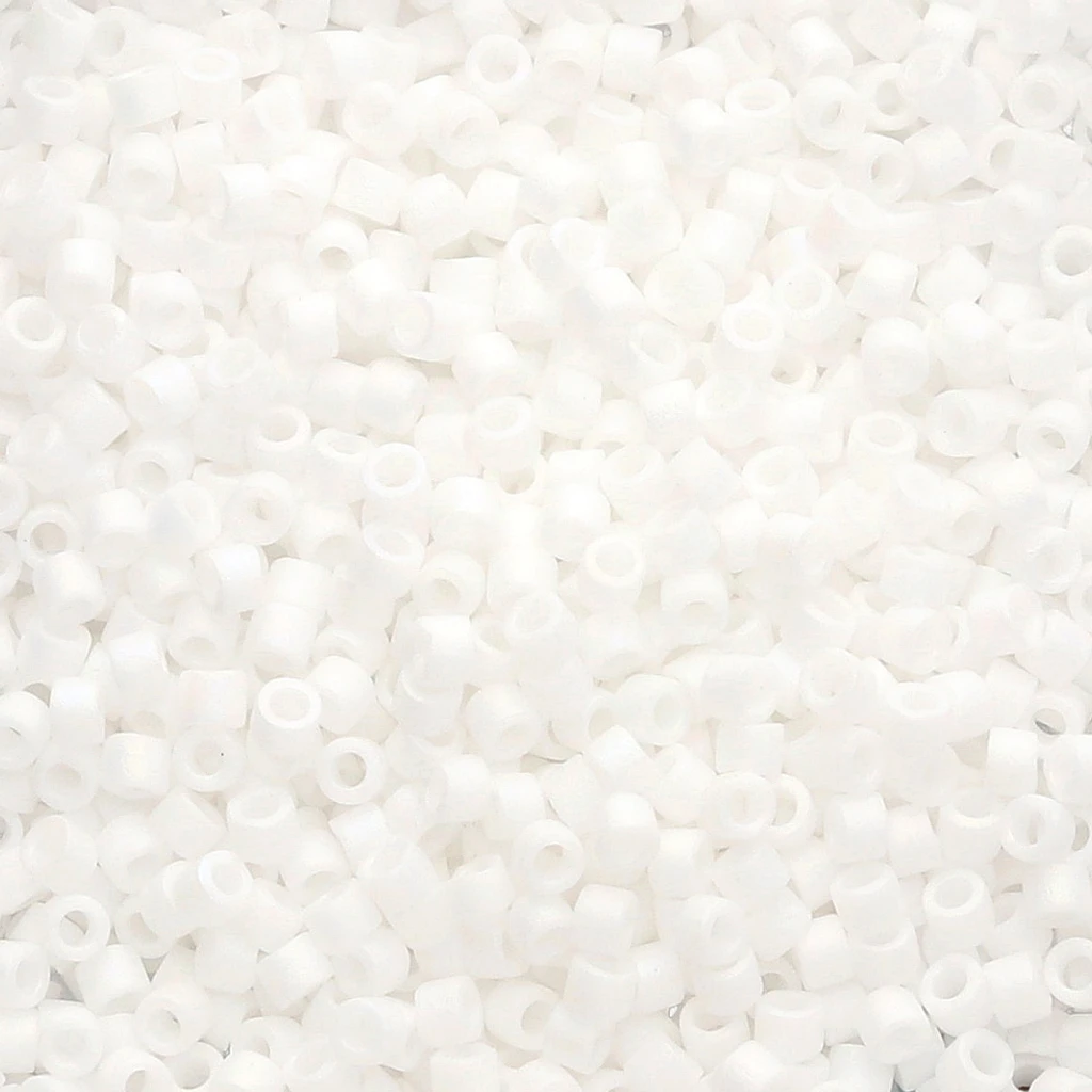 Miyuki Delica 11/0 DB0351 - Opaque White AB Mat paquet de 100g - Perles ...