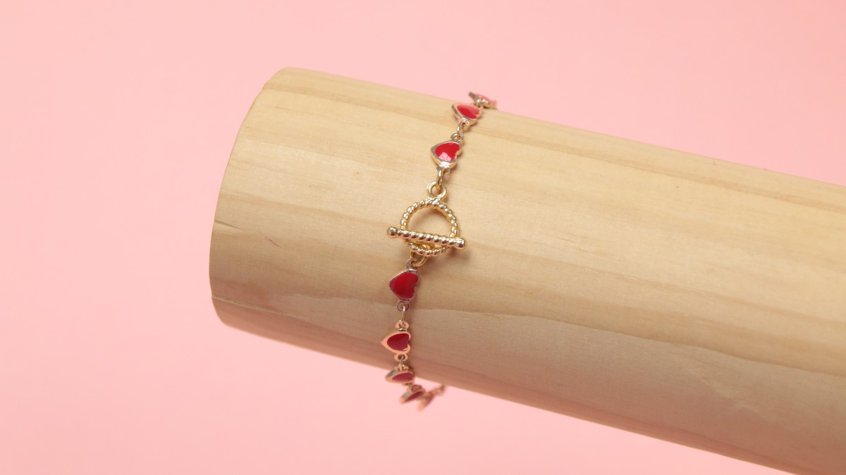 Bracelet cœurs rouges
